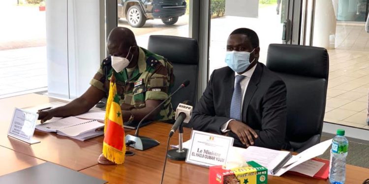 Me Oumar Youm devant le comité Force Covid-19 pour rendre compte sur sa ...