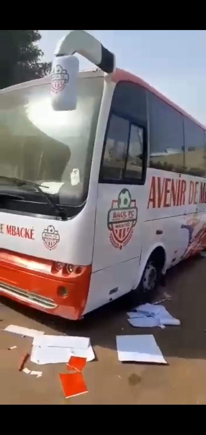 Mamadou Badiane offre un bus à "Avenir de Mbacké" - Xibaaru