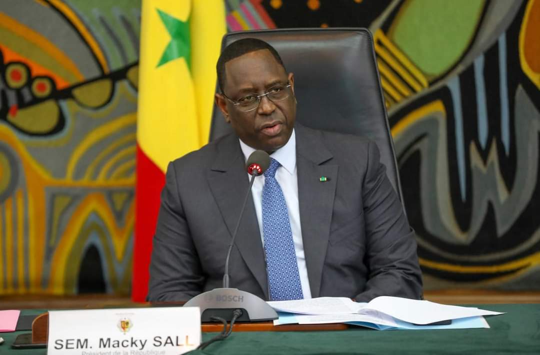 Oumar Sow liste les 3 collaborateurs du Président les plus loyaux - Xibaaru