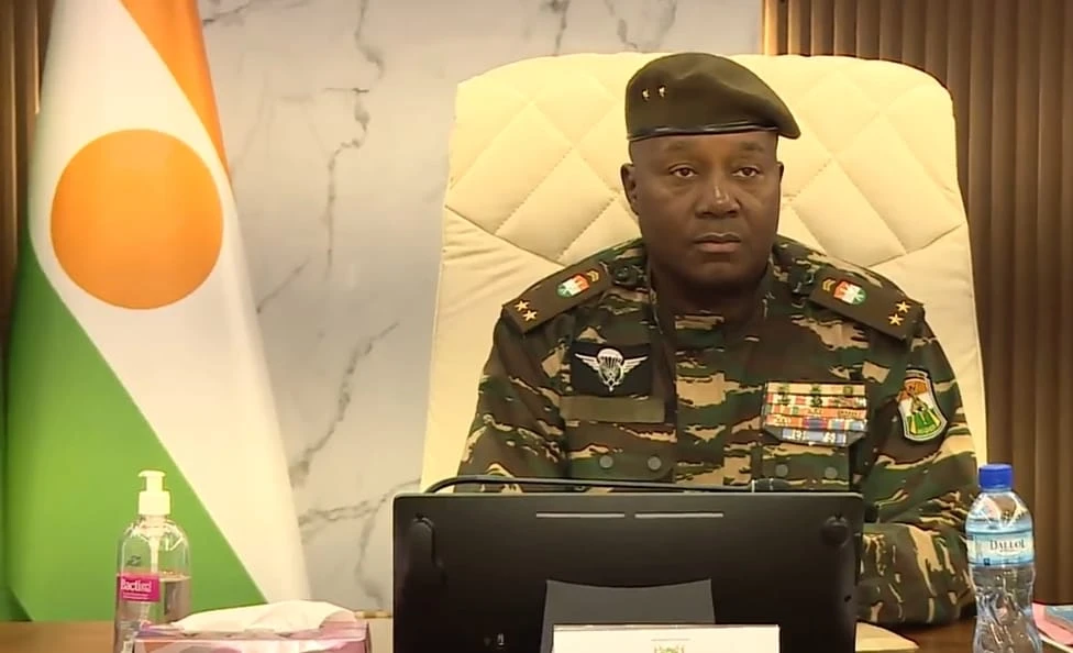 Le général Tiani s’en prend à Macky : "Il voulait un troisième mandat ...